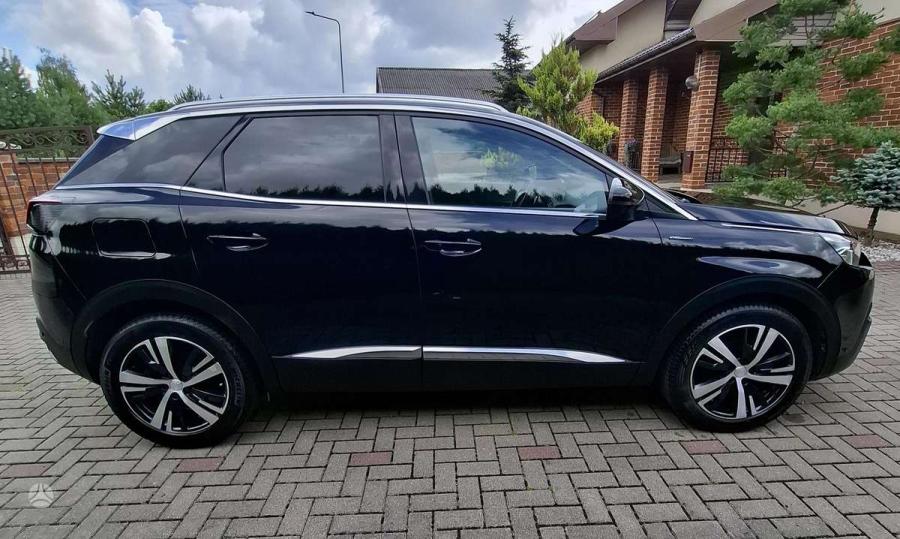 Black Peugeot 3008 2018 in Silale, with an engine capacity of 1.50 L and mileage of 180 thousand km for 10800 €, photo 10 on AUTOMOTO.COM.LV