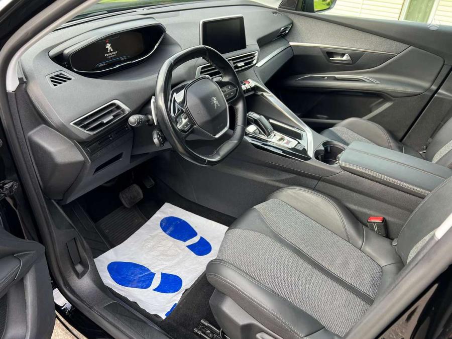Black Peugeot 3008 2018 in Birstonas, with an engine capacity of 1.50 L and mileage of 275 thousand km for 10700 €, photo 10 on AUTOMOTO.COM.LV