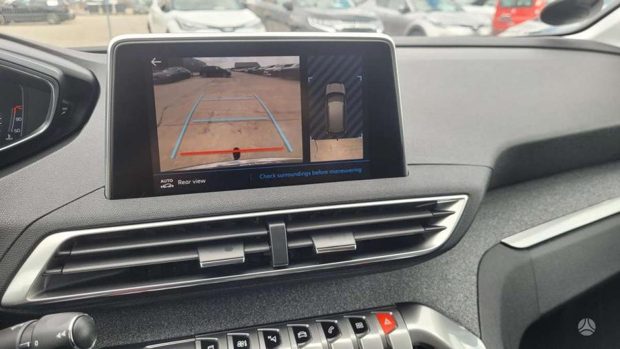 Melns Peugeot 3008 2019 Šauļi, ar dzinēja tilpumu 1.50 L un nobraukumu 129 tūkst. km par 12400 €, foto 12 vietnē AUTOMOTO.COM.LV