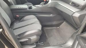 Melns Peugeot 3008 2019 Šauļi, ar dzinēja tilpumu 1.50 L un nobraukumu 129 tūkst. km par 12400 €, foto 17 vietnē AUTOMOTO.COM.LV