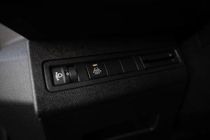 Black Peugeot 3008 2021 in Riga, with an engine capacity of 1.50 L and mileage of 170 thousand km for 22990 €, photo 17 on AUTOMOTO.COM.LV