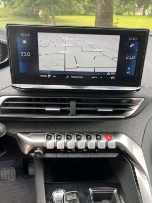 Black Peugeot 3008 2021 in Taurage, with an engine capacity of 1.50 L and mileage of 249 thousand km for 12900 €, photo 13 on AUTOMOTO.COM.LV