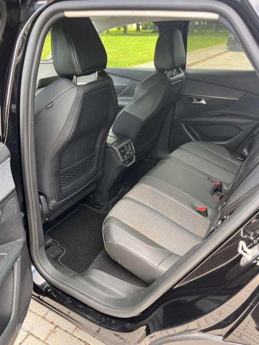 Black Peugeot 3008 2021 in Taurage, with an engine capacity of 1.50 L and mileage of 249 thousand km for 12900 €, photo 16 on AUTOMOTO.COM.LV