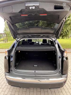 Black Peugeot 3008 2021 in Taurage, with an engine capacity of 1.50 L and mileage of 249 thousand km for 12900 €, photo 17 on AUTOMOTO.COM.LV