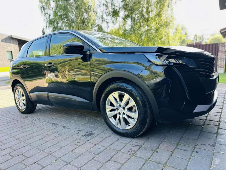 Melns Peugeot 3008 2022 Viļņa, ar dzinēja tilpumu 1.50 L un nobraukumu 170 tūkst. km par 12766 €, foto 3 vietnē AUTOMOTO.COM.LV