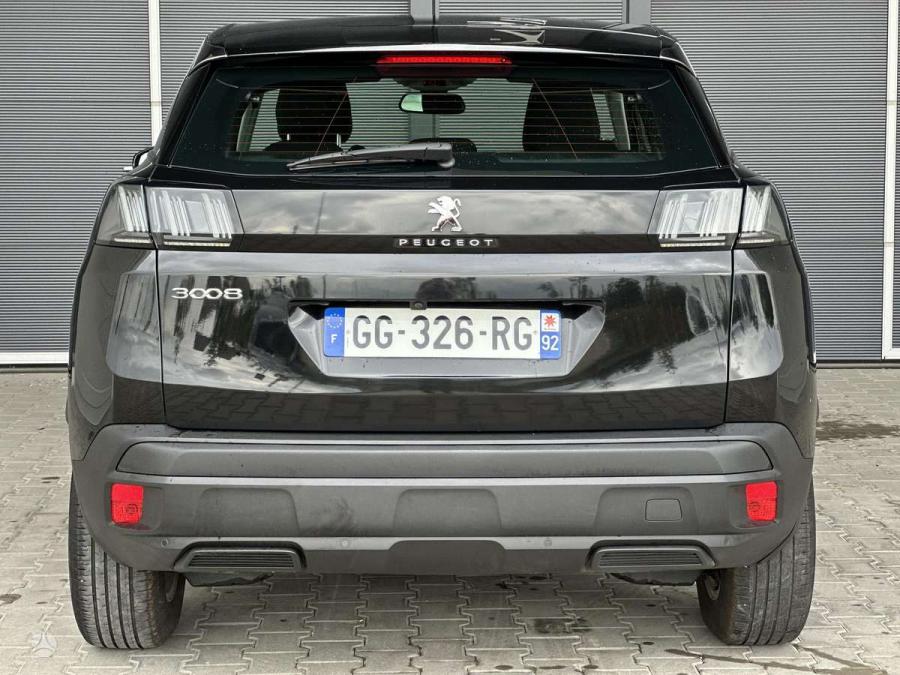 Black Peugeot 3008 2022 in Vilnius, with an engine capacity of 1.50 L and mileage of 176 thousand km for 12935 €, photo 17 on AUTOMOTO.COM.LV