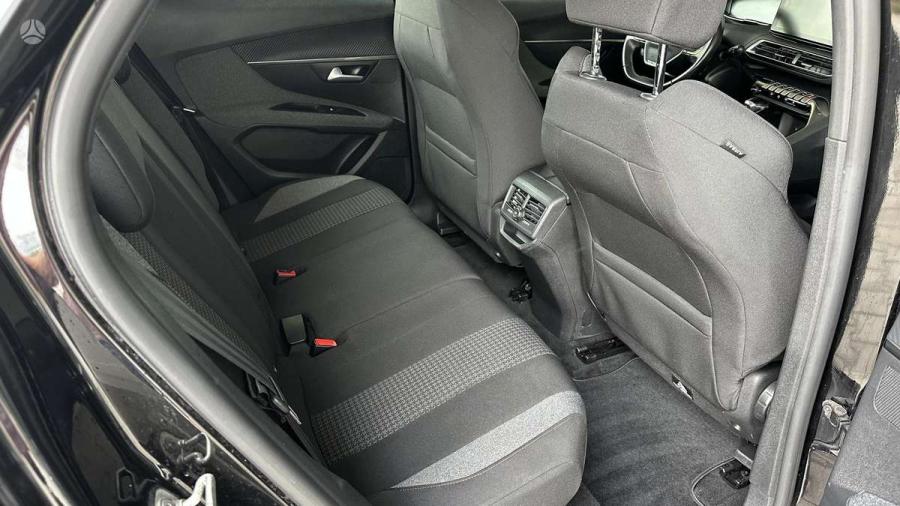 Black Peugeot 3008 2022 in Vilnius, with an engine capacity of 1.50 L and mileage of 176 thousand km for 12935 €, photo 19 on AUTOMOTO.COM.LV