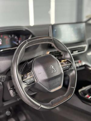 Black Peugeot 3008 2022 in Vilnius, with an engine capacity of 1.50 L and mileage of 176 thousand km for 12935 €, photo 26 on AUTOMOTO.COM.LV