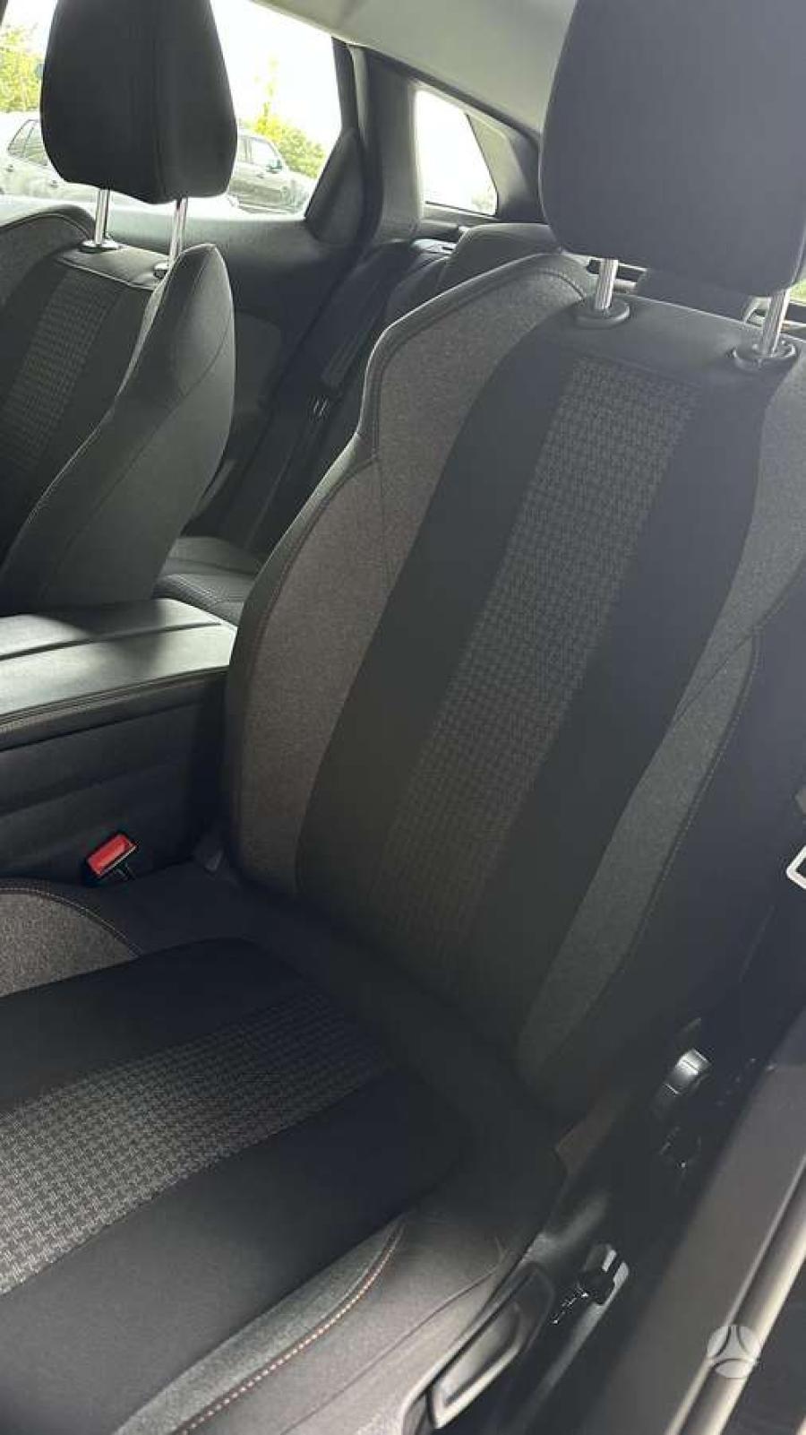 Black Peugeot 3008 2022 in Vilnius, with an engine capacity of 1.50 L and mileage of 176 thousand km for 12935 €, photo 28 on AUTOMOTO.COM.LV