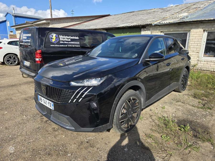 Melns Peugeot 3008 2025 Tauragė, ar dzinēja tilpumu 1.20 L un nobraukumu 33 tūkst. km par 13999 €, foto 1 vietnē AUTOMOTO.COM.LV