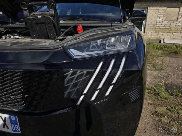 Black Peugeot 3008 2025 in Taurage, with an engine capacity of 1.20 L and mileage of 33 thousand km for 13999 €, photo 5 on AUTOMOTO.COM.LV