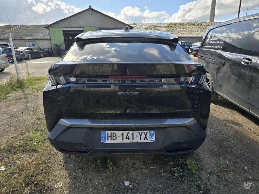 Melns Peugeot 3008 2025 Tauragė, ar dzinēja tilpumu 1.20 L un nobraukumu 33 tūkst. km par 13999 €, foto 16 vietnē AUTOMOTO.COM.LV