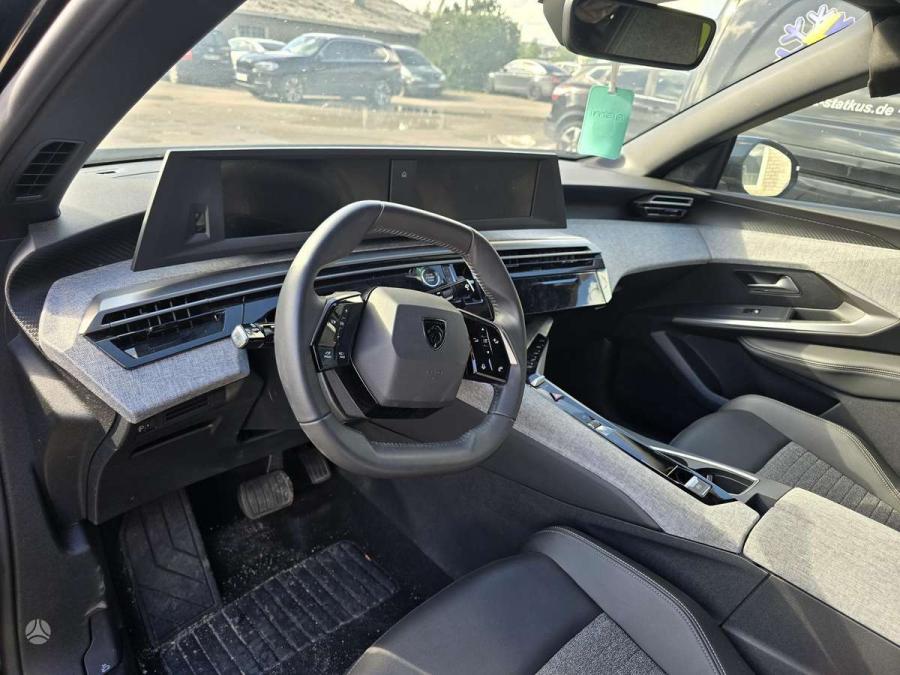 Melns Peugeot 3008 2025 Tauragė, ar dzinēja tilpumu 1.20 L un nobraukumu 33 tūkst. km par 13999 €, foto 22 vietnē AUTOMOTO.COM.LV