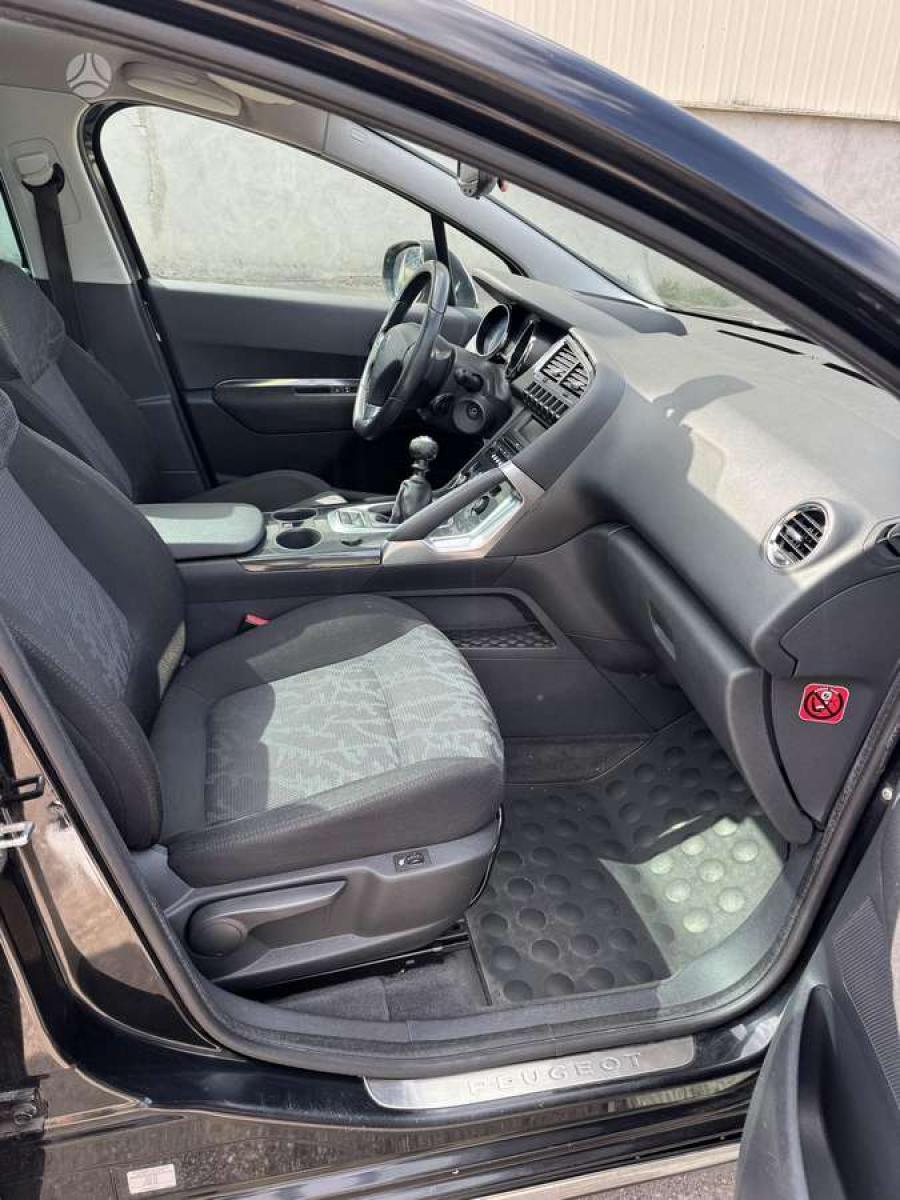 Black Peugeot 3008 2009 in Kaunas, with an engine capacity of 1.60 L and mileage of 284 thousand km for 2150 €, photo 10 on AUTOMOTO.COM.LV