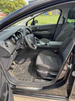 Black Peugeot 3008 2009 in Kaunas, with an engine capacity of 1.60 L and mileage of 284 thousand km for 2150 €, photo 14 on AUTOMOTO.COM.LV