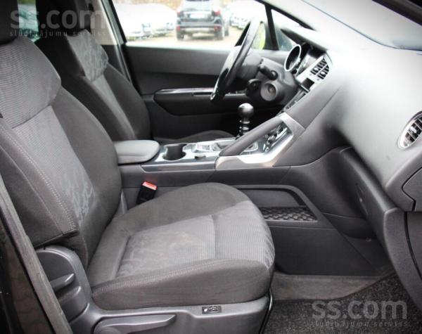 Melns Peugeot 3008 2012 Rēzekne, ar dzinēja tilpumu 2.00 L un nobraukumu 285 tūkst. km par 3695 €, foto 11 vietnē AUTOMOTO.COM.LV