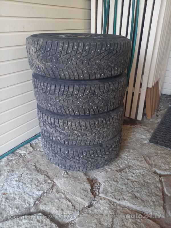 Черный Пежо 3008 2013 в Таллин, объемом двигателя 2.00 л и пробегом 220 тыс. км за 5000 €, фото 9 на AUTOMOTO.COM.LV