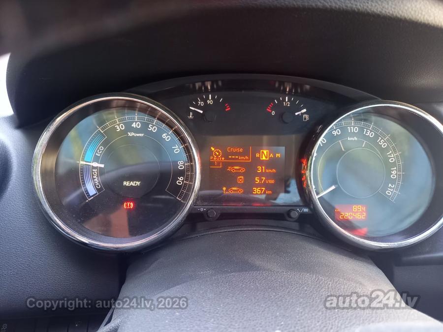 Черный Пежо 3008 2013 в Таллин, объемом двигателя 2.00 л и пробегом 220 тыс. км за 5000 €, фото 13 на AUTOMOTO.COM.LV