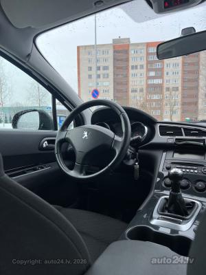 Melns Peugeot 3008 2012 Narva, ar dzinēja tilpumu 1.60 L un nobraukumu 203 tūkst. km par 2990 €, foto 25 vietnē AUTOMOTO.COM.LV