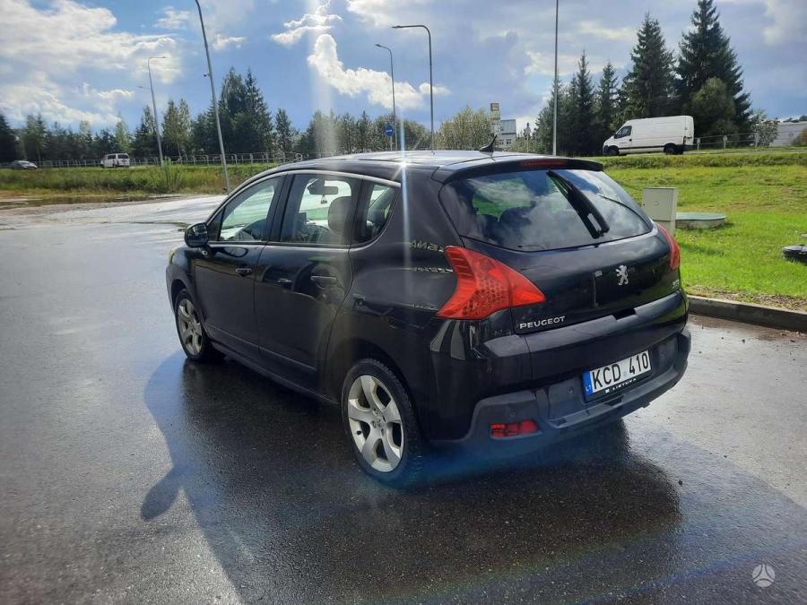 Black Peugeot 3008 2012 in Utena, with an engine capacity of 1.60 L and mileage of 275 thousand km for 2950 €, photo 6 on AUTOMOTO.COM.LV