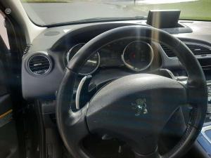 Black Peugeot 3008 2012 in Utena, with an engine capacity of 1.60 L and mileage of 275 thousand km for 2950 €, photo 11 on AUTOMOTO.COM.LV