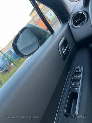 Black Peugeot 3008 2016 in Narva, with an engine capacity of 1.60 L and mileage of 265 thousand km for 4499 €, photo 31 on AUTOMOTO.COM.LV
