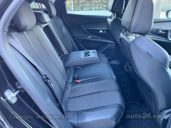 Melns Peugeot 3008 2017 Tallina, ar dzinēja tilpumu 1.60 L un nobraukumu 139 tūkst. km par 13890 €, foto 11 vietnē AUTOMOTO.COM.LV