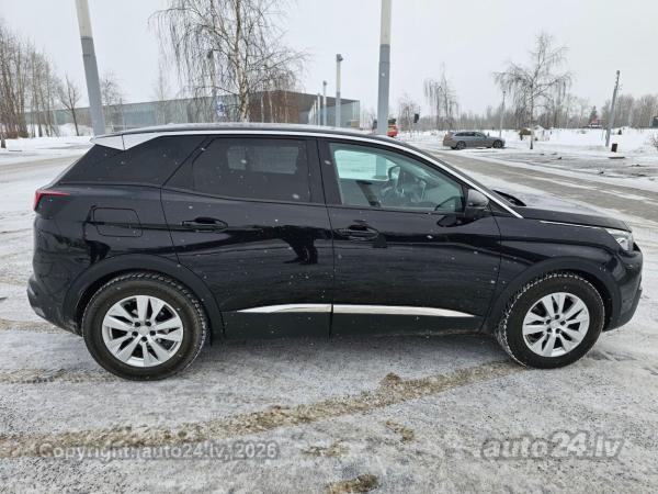 Melns Peugeot 3008 2017 Tallina, ar dzinēja tilpumu 1.60 L un nobraukumu 291 tūkst. km par 9999 €, foto 4 vietnē AUTOMOTO.COM.LV