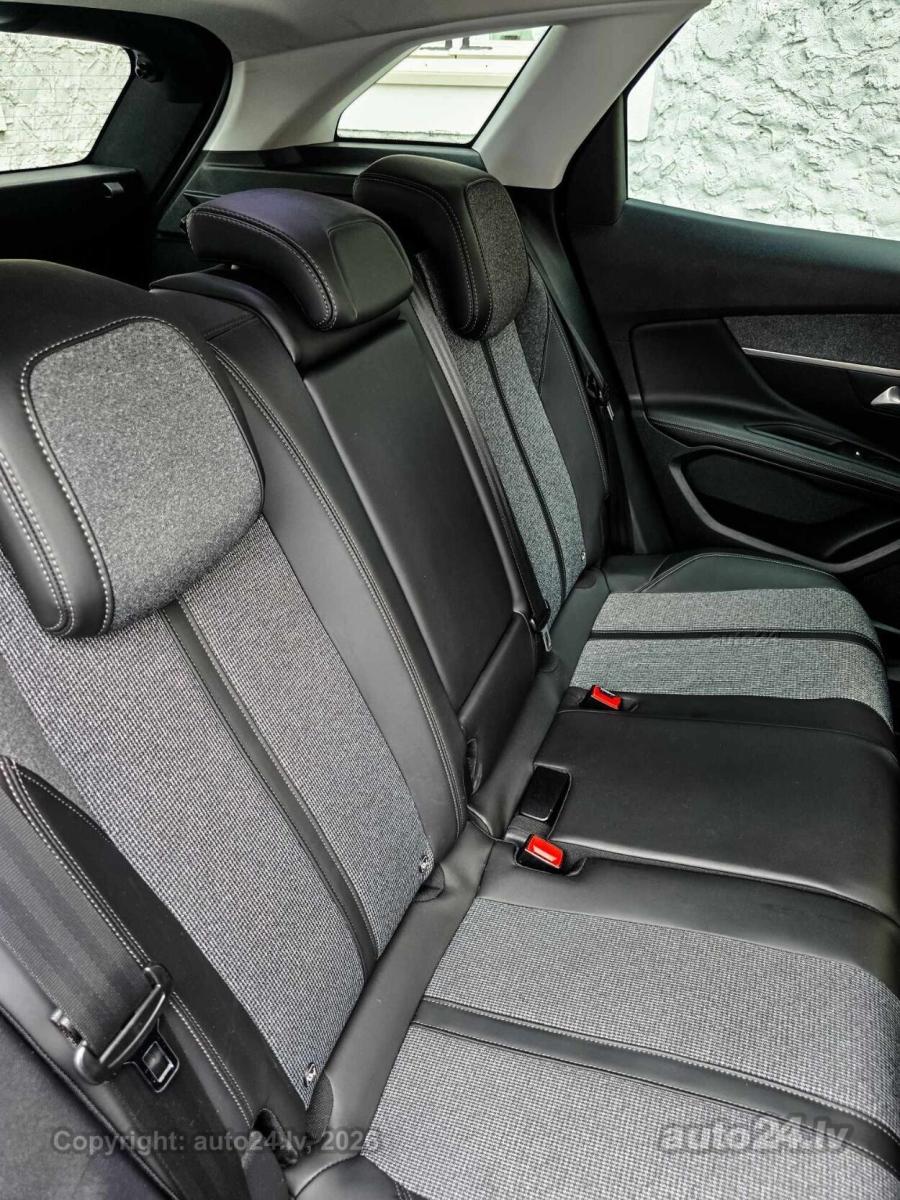 Black Peugeot 3008 2017 in Tallinn, with an engine capacity of 1.60 L and mileage of 173 thousand km for 14500 €, photo 19 on AUTOMOTO.COM.LV