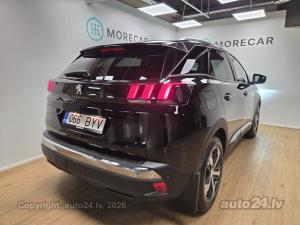 Melns Peugeot 3008 2018 Tallina, ar dzinēja tilpumu 1.50 L un nobraukumu 135 tūkst. km par 12490 €, foto 7 vietnē AUTOMOTO.COM.LV