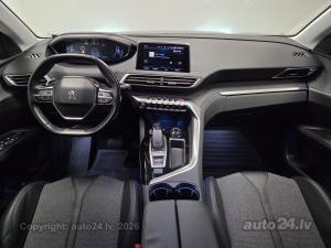 Melns Peugeot 3008 2018 Tallina, ar dzinēja tilpumu 1.50 L un nobraukumu 135 tūkst. km par 12490 €, foto 8 vietnē AUTOMOTO.COM.LV