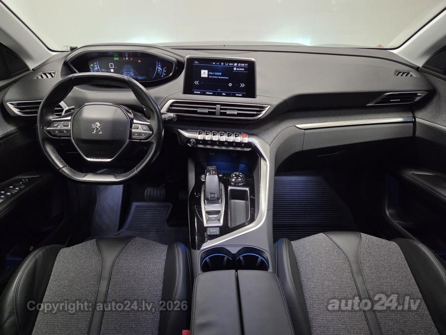 Melns Peugeot 3008 2018 Tallina, ar dzinēja tilpumu 1.50 L un nobraukumu 135 tūkst. km par 12490 €, foto 8 vietnē AUTOMOTO.COM.LV