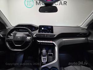 Melns Peugeot 3008 2018 Tallina, ar dzinēja tilpumu 1.50 L un nobraukumu 135 tūkst. km par 12490 €, foto 9 vietnē AUTOMOTO.COM.LV