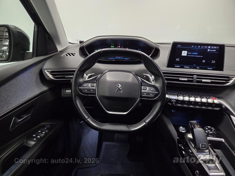 Melns Peugeot 3008 2018 Tallina, ar dzinēja tilpumu 1.50 L un nobraukumu 135 tūkst. km par 12490 €, foto 16 vietnē AUTOMOTO.COM.LV