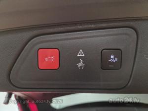 Melns Peugeot 3008 2018 Tallina, ar dzinēja tilpumu 1.50 L un nobraukumu 135 tūkst. km par 12490 €, foto 23 vietnē AUTOMOTO.COM.LV
