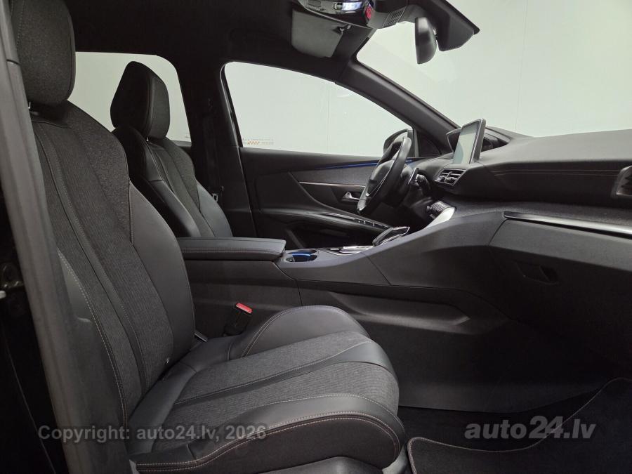 Black Peugeot 3008 2019 in Tallinn, with an engine capacity of 1.20 L and mileage of 117 thousand km for 13900 €, photo 18 on AUTOMOTO.COM.LV