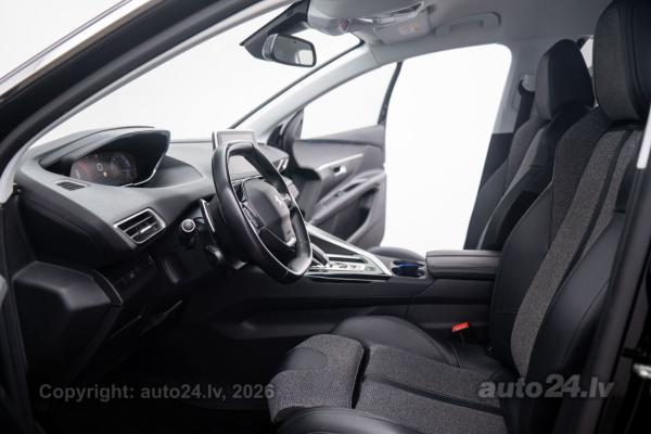 Melns Peugeot 3008 2020 Tallina, ar dzinēja tilpumu 1.20 L un nobraukumu 139 tūkst. km par 13999 €, foto 9 vietnē AUTOMOTO.COM.LV