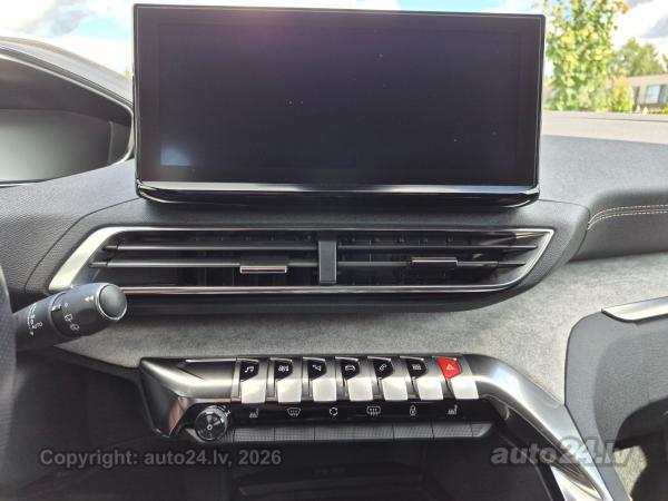 Melns Peugeot 3008 2021 Tallina, ar dzinēja tilpumu 1.20 L un nobraukumu 107 tūkst. km par 17800 €, foto 8 vietnē AUTOMOTO.COM.LV