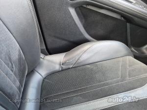 Melns Peugeot 3008 2021 Tallina, ar dzinēja tilpumu 1.20 L un nobraukumu 107 tūkst. km par 17800 €, foto 14 vietnē AUTOMOTO.COM.LV