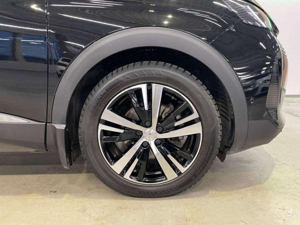 Melns Peugeot 3008 2023 Tallina, ar dzinēja tilpumu 1.50 L un nobraukumu 61 tūkst. km par 24900 €, foto 5 vietnē AUTOMOTO.COM.LV