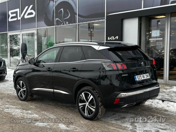 Melns Peugeot 3008 2023 Tallina, ar dzinēja tilpumu 1.20 L un nobraukumu 76 tūkst. km par 23900 €, foto 3 vietnē AUTOMOTO.COM.LV