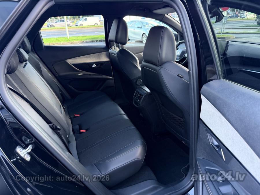 Melns Peugeot 3008 2023 Tallina, ar dzinēja tilpumu 1.20 L un nobraukumu 58 tūkst. km par 21900 €, foto 6 vietnē AUTOMOTO.COM.LV