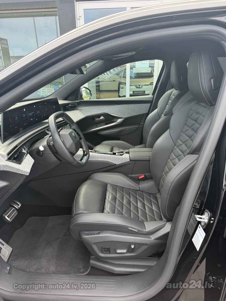Black Peugeot 3008 2024 in Johvi, with an engine capacity of 1.20 L and mileage of 42 thousand km for 34500 €, photo 8 on AUTOMOTO.COM.LV