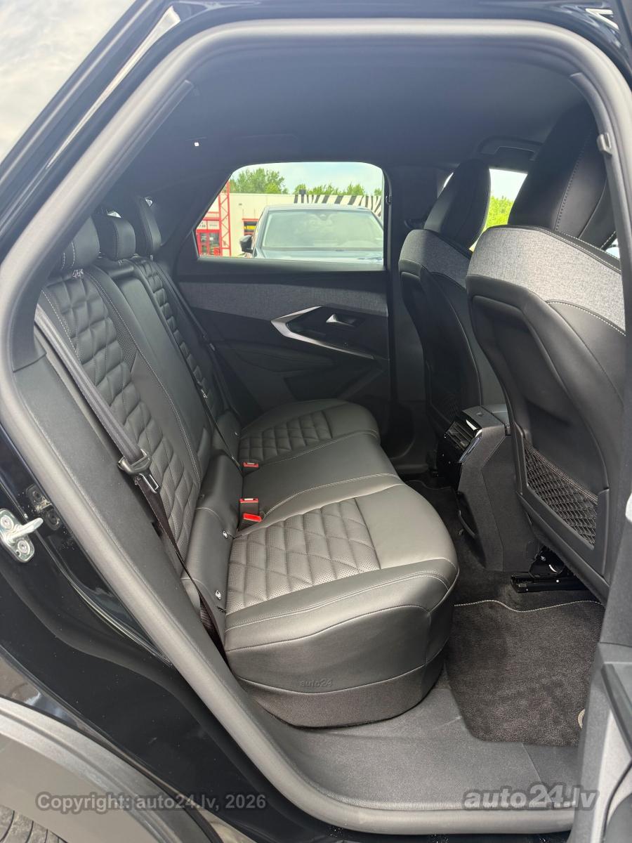 Black Peugeot 3008 2024 in Johvi, with an engine capacity of 1.20 L and mileage of 42 thousand km for 34500 €, photo 13 on AUTOMOTO.COM.LV