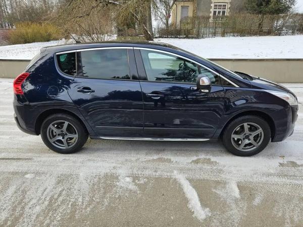 Zils Peugeot 3008 2009 Jēkabpils, ar dzinēja tilpumu 2.00 L un nobraukumu 301 tūkst. km par 4690 €, foto 5 vietnē AUTOMOTO.COM.LV