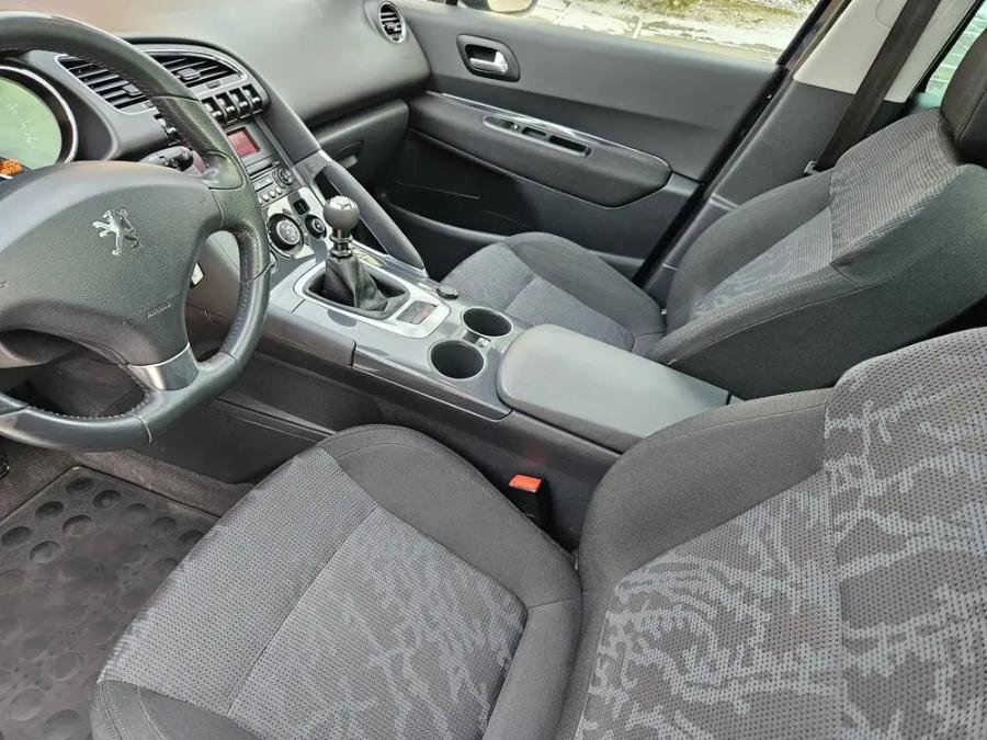 Zils Peugeot 3008 2009 Jēkabpils, ar dzinēja tilpumu 2.00 L un nobraukumu 301 tūkst. km par 4690 €, foto 13 vietnē AUTOMOTO.COM.LV