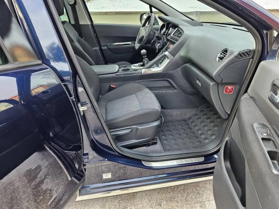 Zils Peugeot 3008 2009 Jēkabpils, ar dzinēja tilpumu 2.00 L un nobraukumu 301 tūkst. km par 4690 €, foto 26 vietnē AUTOMOTO.COM.LV