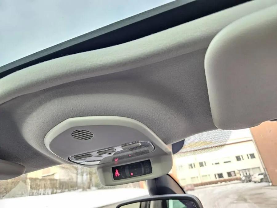 Zils Peugeot 3008 2009 Jēkabpils, ar dzinēja tilpumu 2.00 L un nobraukumu 301 tūkst. km par 4690 €, foto 30 vietnē AUTOMOTO.COM.LV
