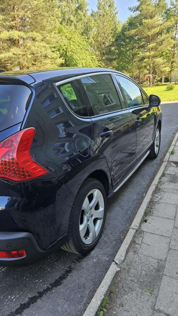 Zils Peugeot 3008 2010 Panevēža, ar dzinēja tilpumu 1.56 L un nobraukumu 250 tūkst. km par 3700 €, foto 3 vietnē AUTOMOTO.COM.LV