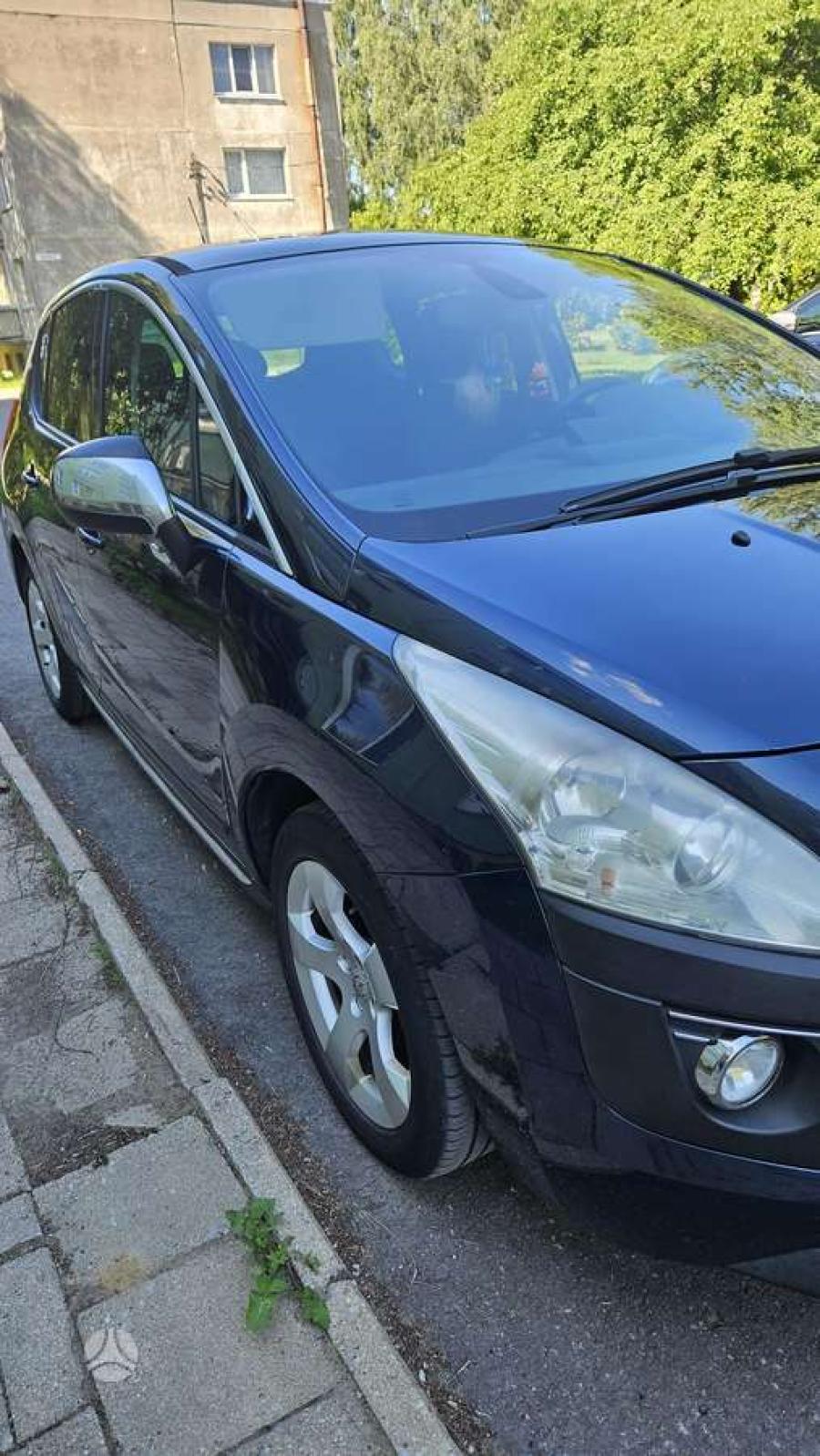 Blue Peugeot 3008 2010 in Panevezys, with an engine capacity of 1.56 L and mileage of 250 thousand km for 3700 €, photo 7 on AUTOMOTO.COM.LV